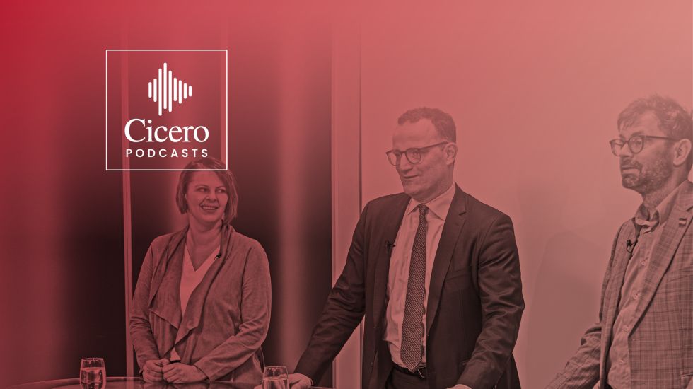 Jens Spahn, Lea Reisner, Jens Marco Scherf im Gespräch mit Alexander ...