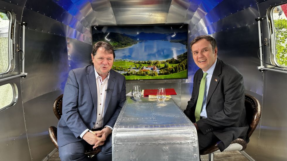 Brexit und EU - „Küchenkabinett“ mit Greg Hands | Cicero Online